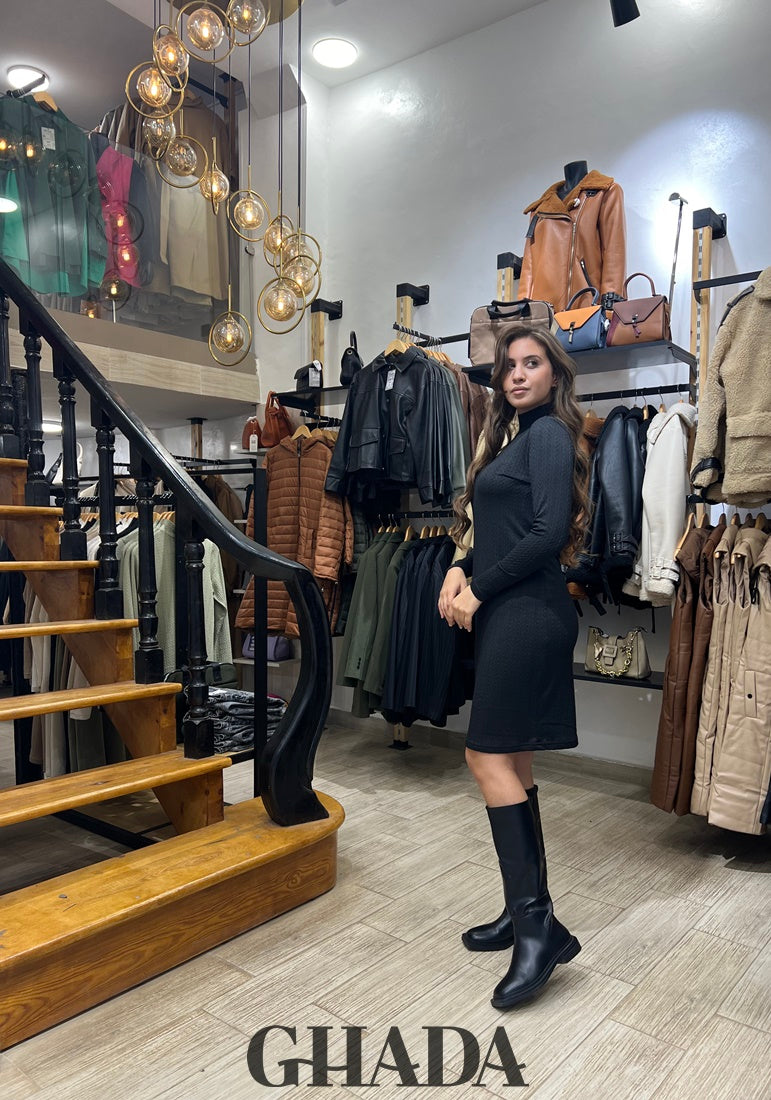 Robe courte en maille noir – GHADA FASHION